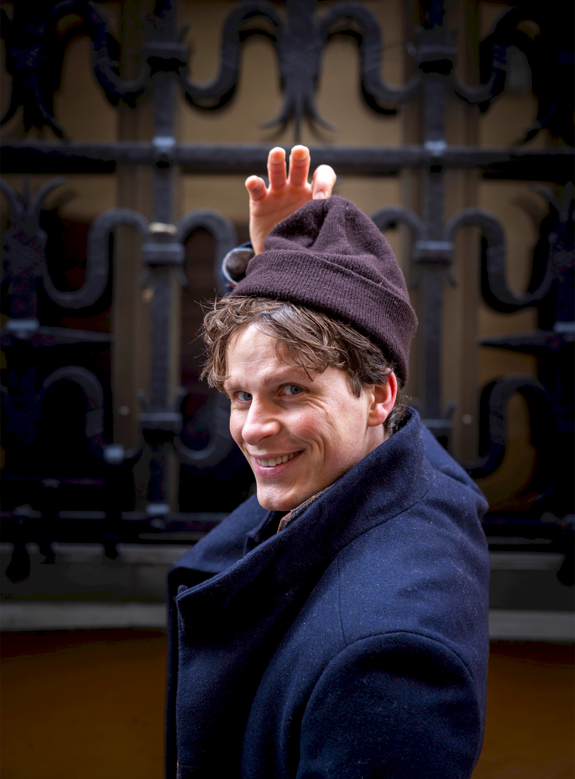 Adam Pålsson stod inför beväpnade poliser: ”Det var nära att jag inte ...