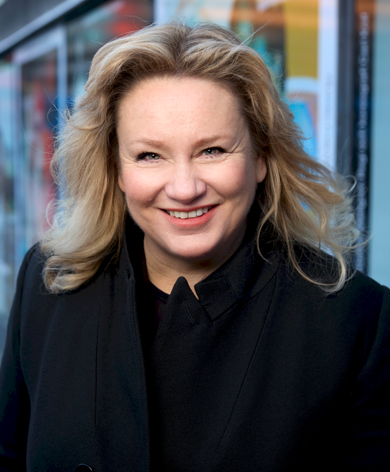 Maria Sid är skådis, teaterchef – och väldigt blyg: ”Jag vågar vad som ...