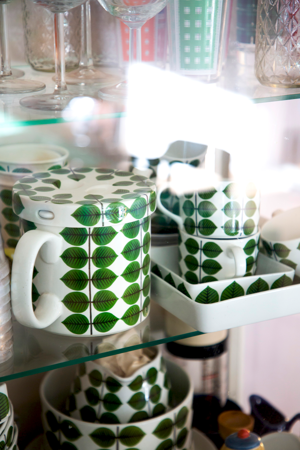 Kika in i konstnären Lotta Kühlhorns gård på Gotland - Icakuriren