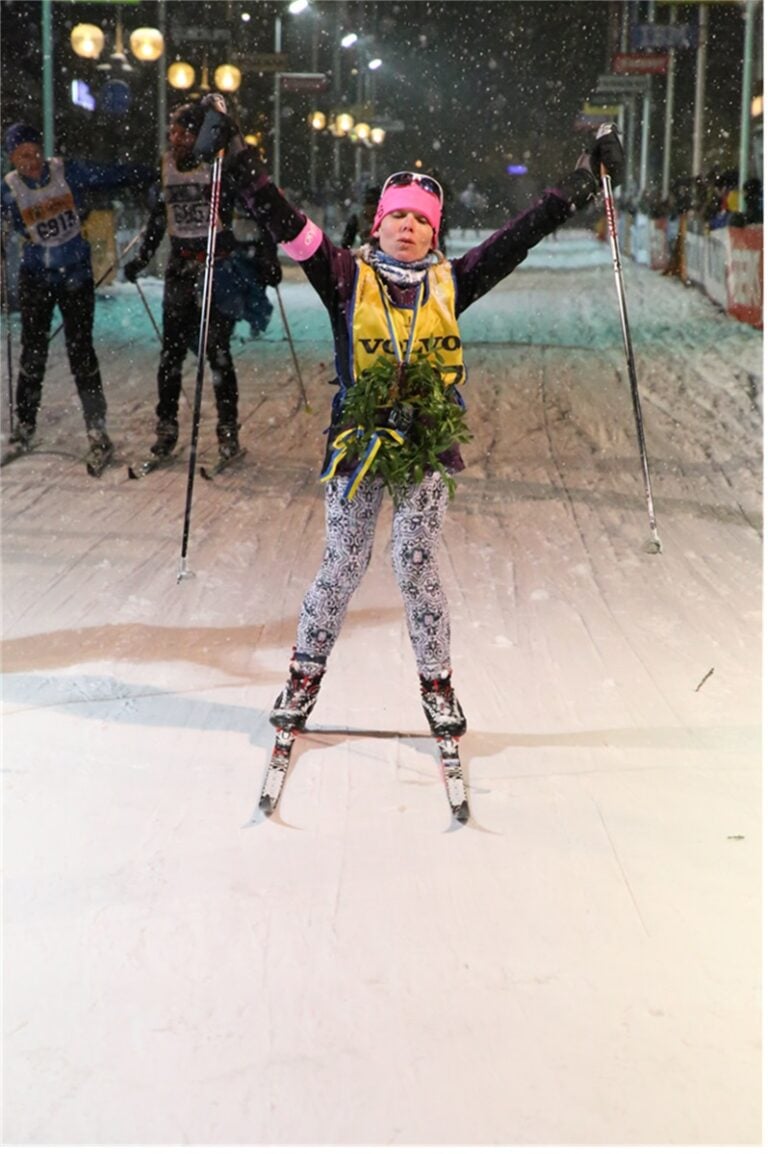 Ninni Schulman: ”Jag lämnades som nyfödd – det har satt spår” - Icakuriren