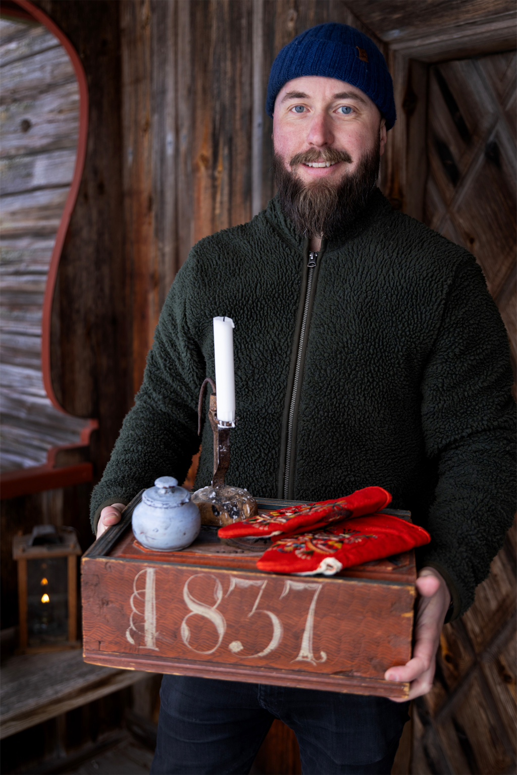 Malin och Tommy har återställt fäbodstugan i allmogestil - Icakuriren