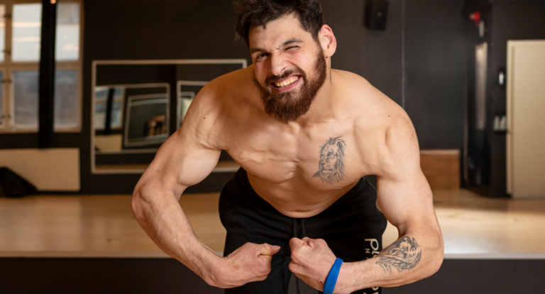 Adam Mellouk är SM-mästare och cp-skadad: ”Jag är den enda bodybuilder ...