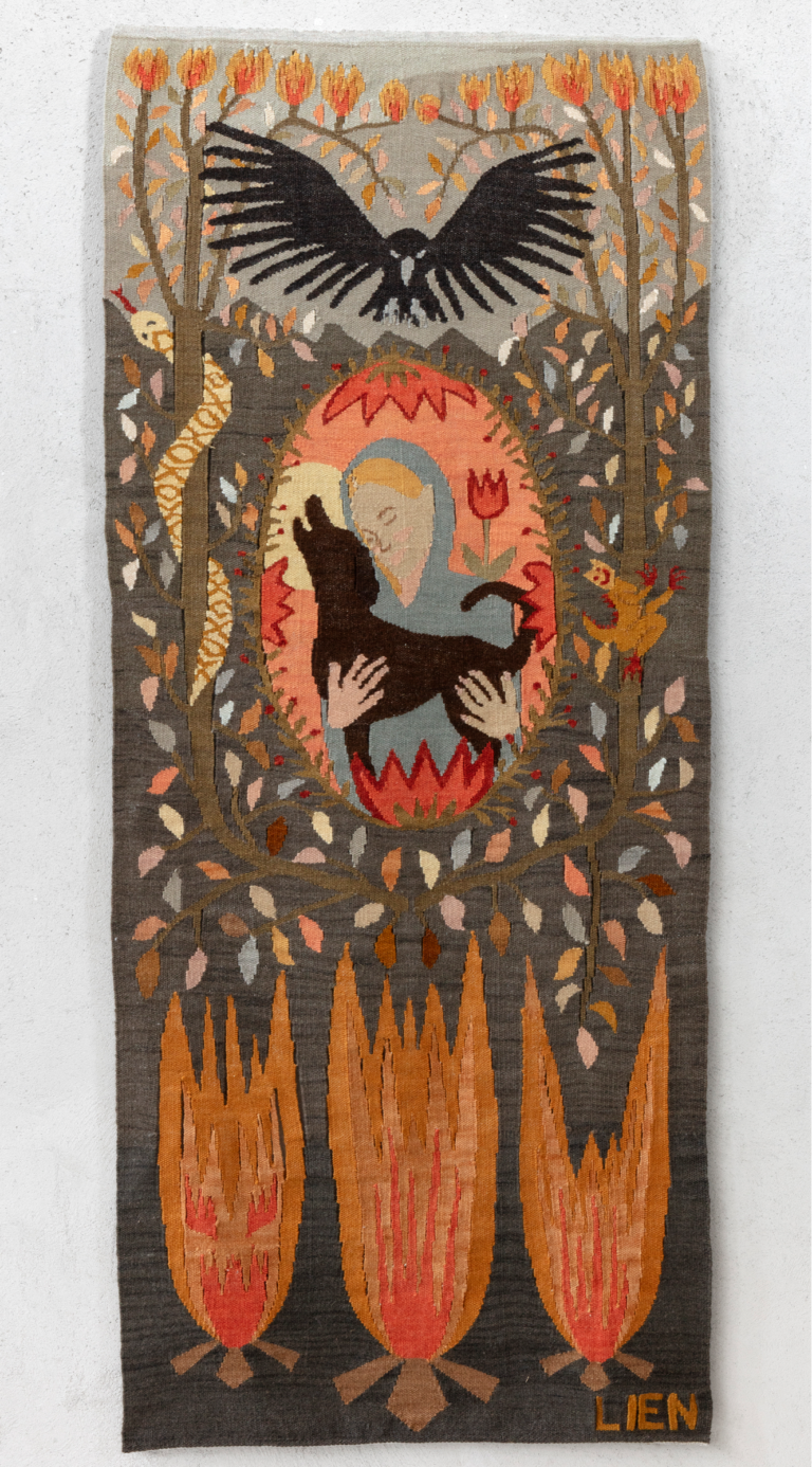 Lisa Englund väver bilder om det som ibland är svårt att prata om ...