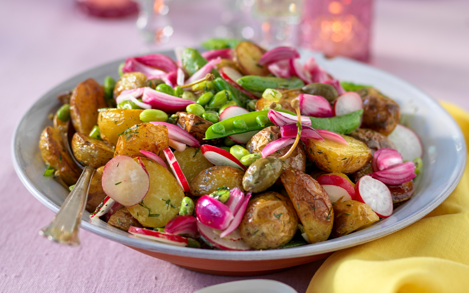 Potatissallad med primörer - Icakuriren